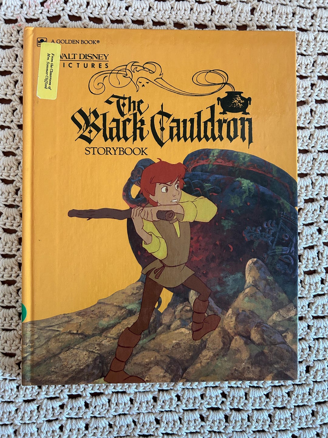 The Black Cauldron Story Book – A Golden Book – 1985 – Walt Disney ...