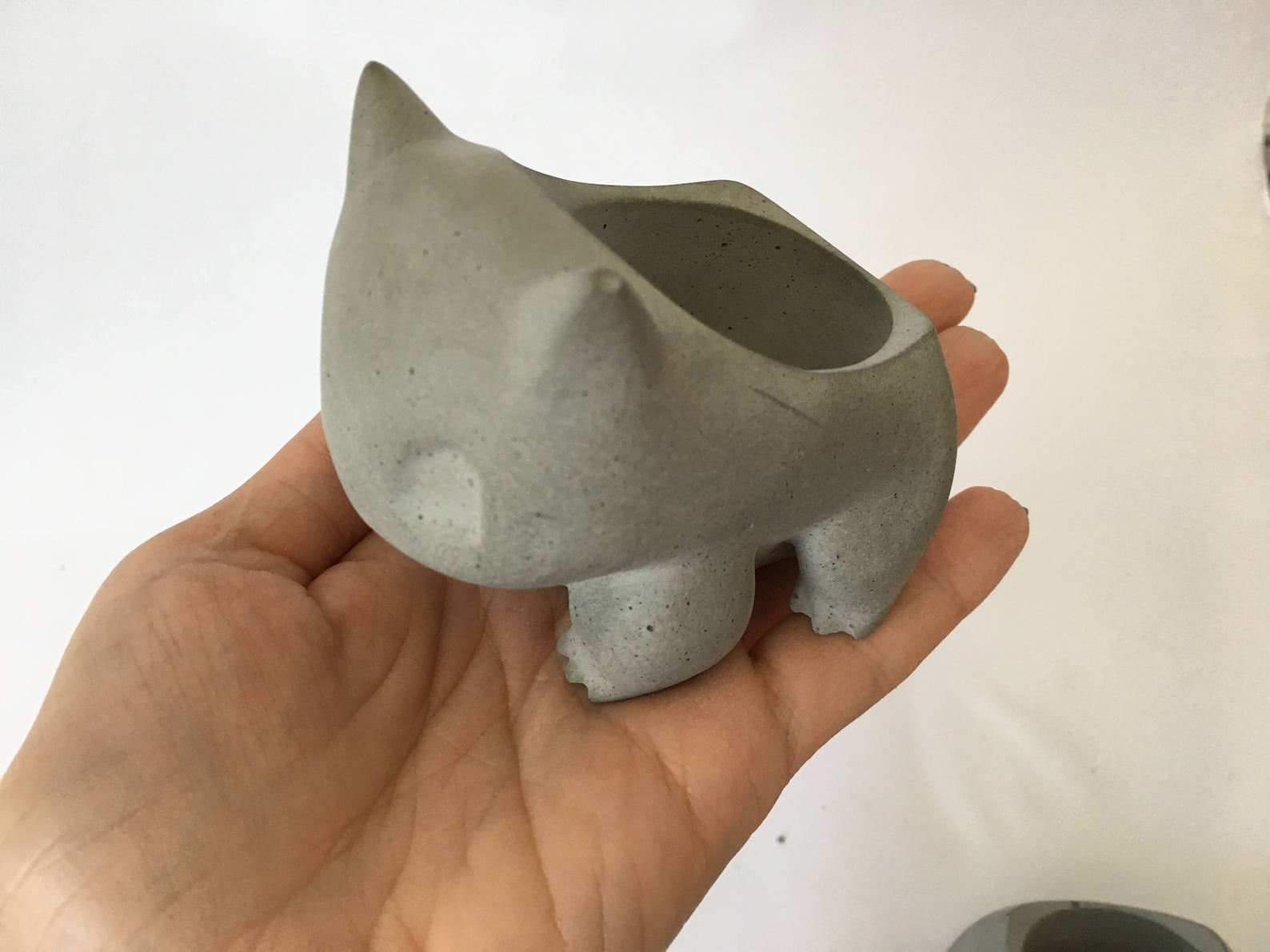 Concrete Pokemon Bulbasaur Home Decor Statue Sculpture French Planter ...