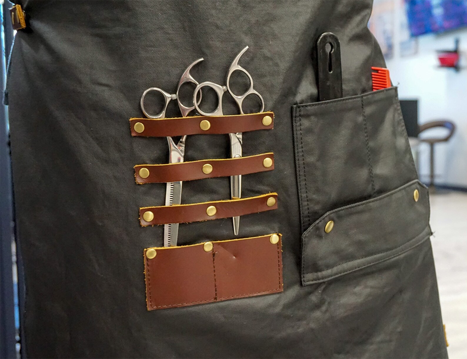 Professional Barber Apron / Waterproof PUL Fabric Repels - Etsy