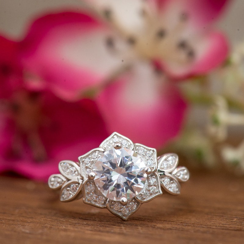 Flower Engagement Ring - Etsy