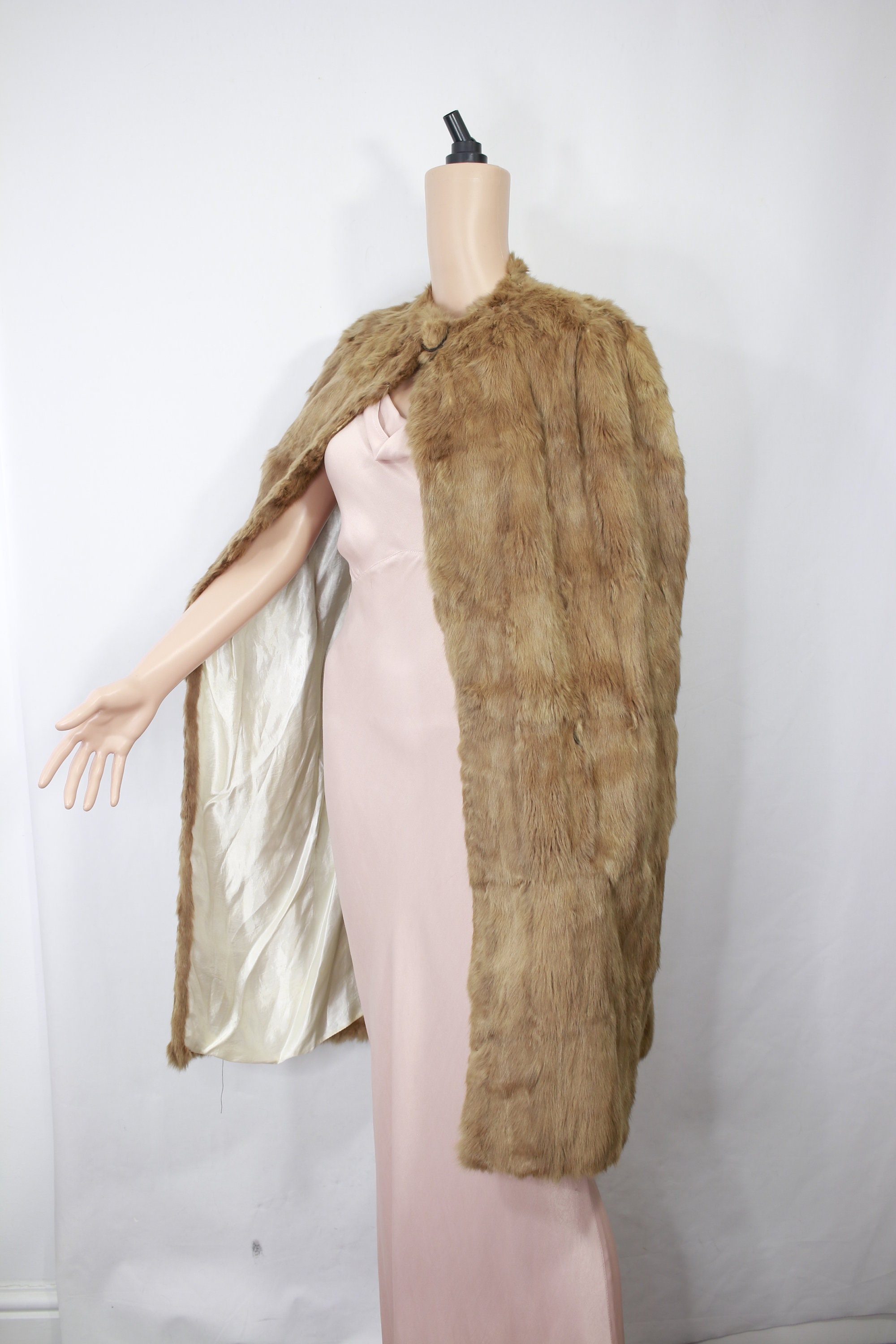 1930s-1940s-1950 honey/brown rabbit fur cape vintage | Etsy