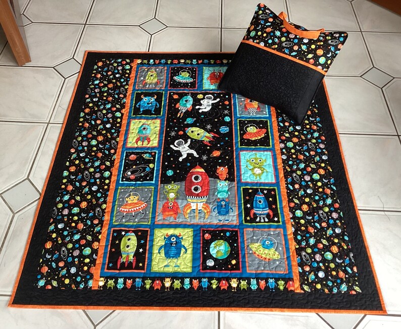 Handmade Spaceship Quilt and Book Cushion Set. Space Themed - Etsy