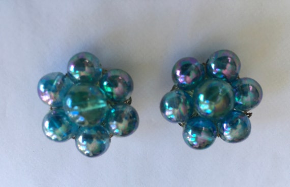 Vintage Irridescent Blue Bubble Cluster Clip On Earri… - Gem