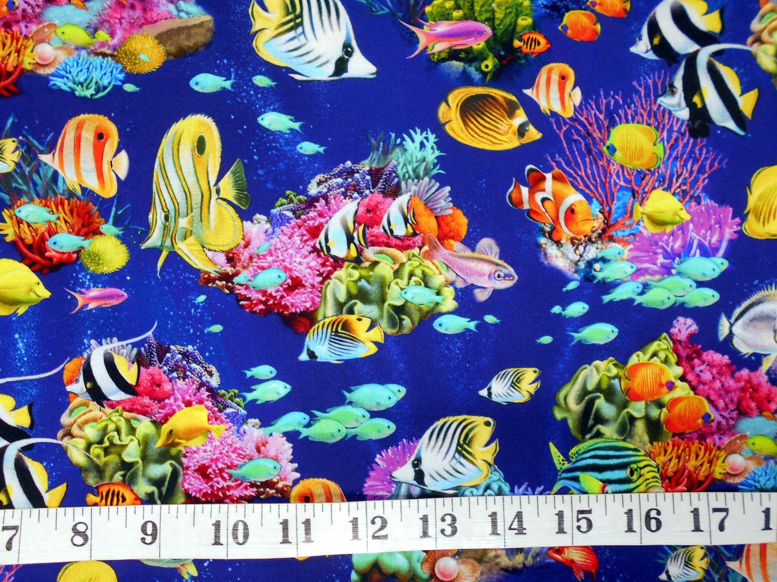 Fabric -sea World Dark Blue Scenic #5943/tropical Fish/underwater Ocean ...