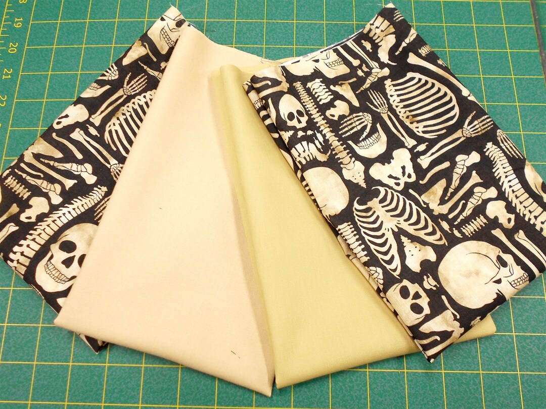 Fabric-4pc Halloween Fat Quarter Bundle (b527) Boney Yard Skeleton ...