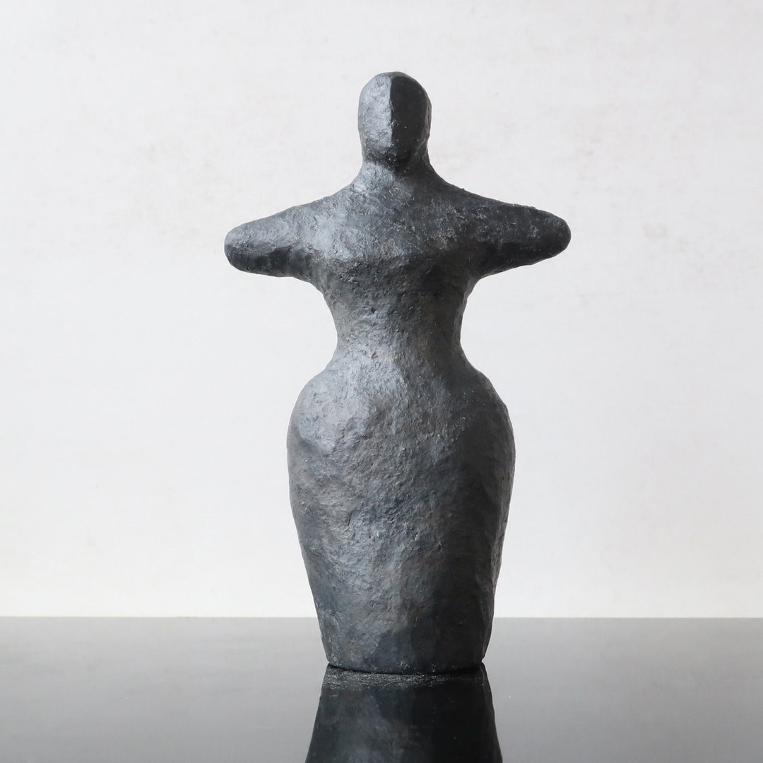 Venus Figurine, Archaic Woman Sculpture, Prehistoric Venus Figurine ...