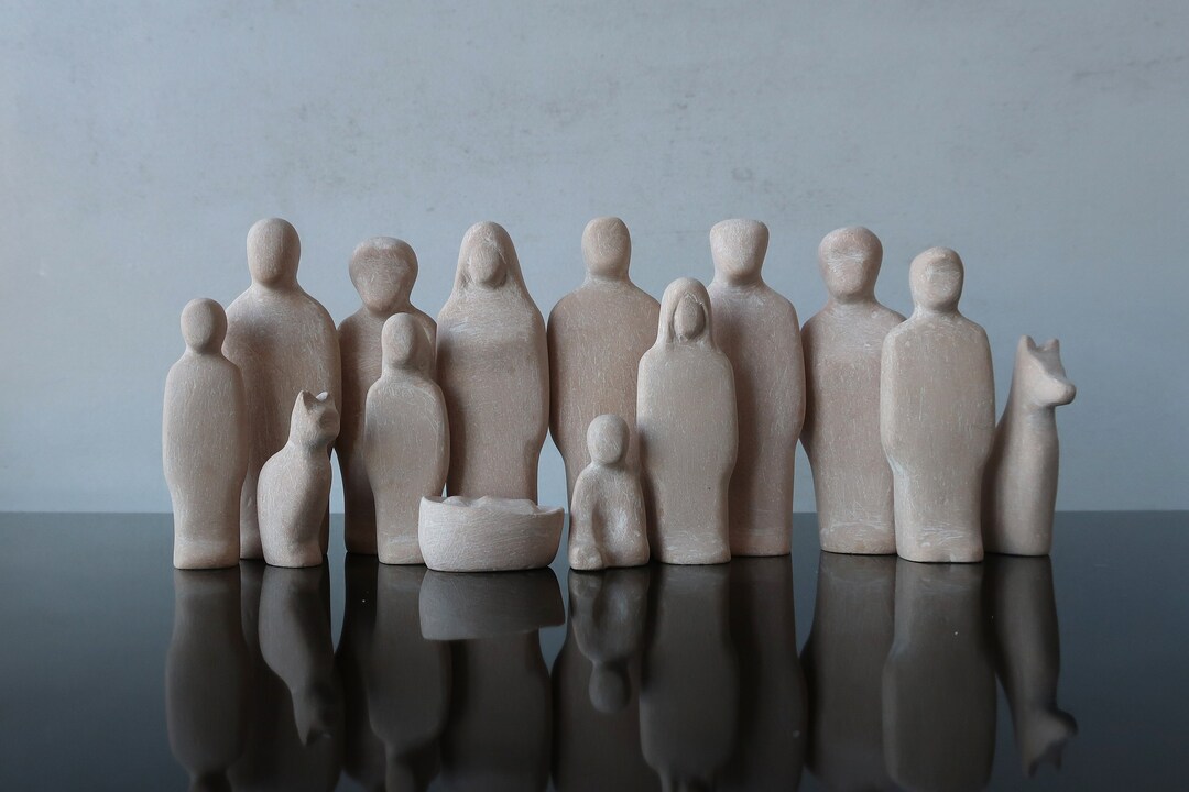 Systemic Family Constellation Set Figures in Counselling and ...