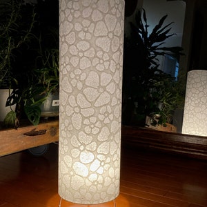Daisies Floor Lamp, Heavy Embossed WHITE Mulberry Paper, 20x56 Cm ...
