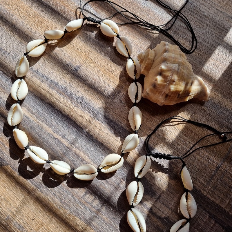Cowrie Necklace - Etsy