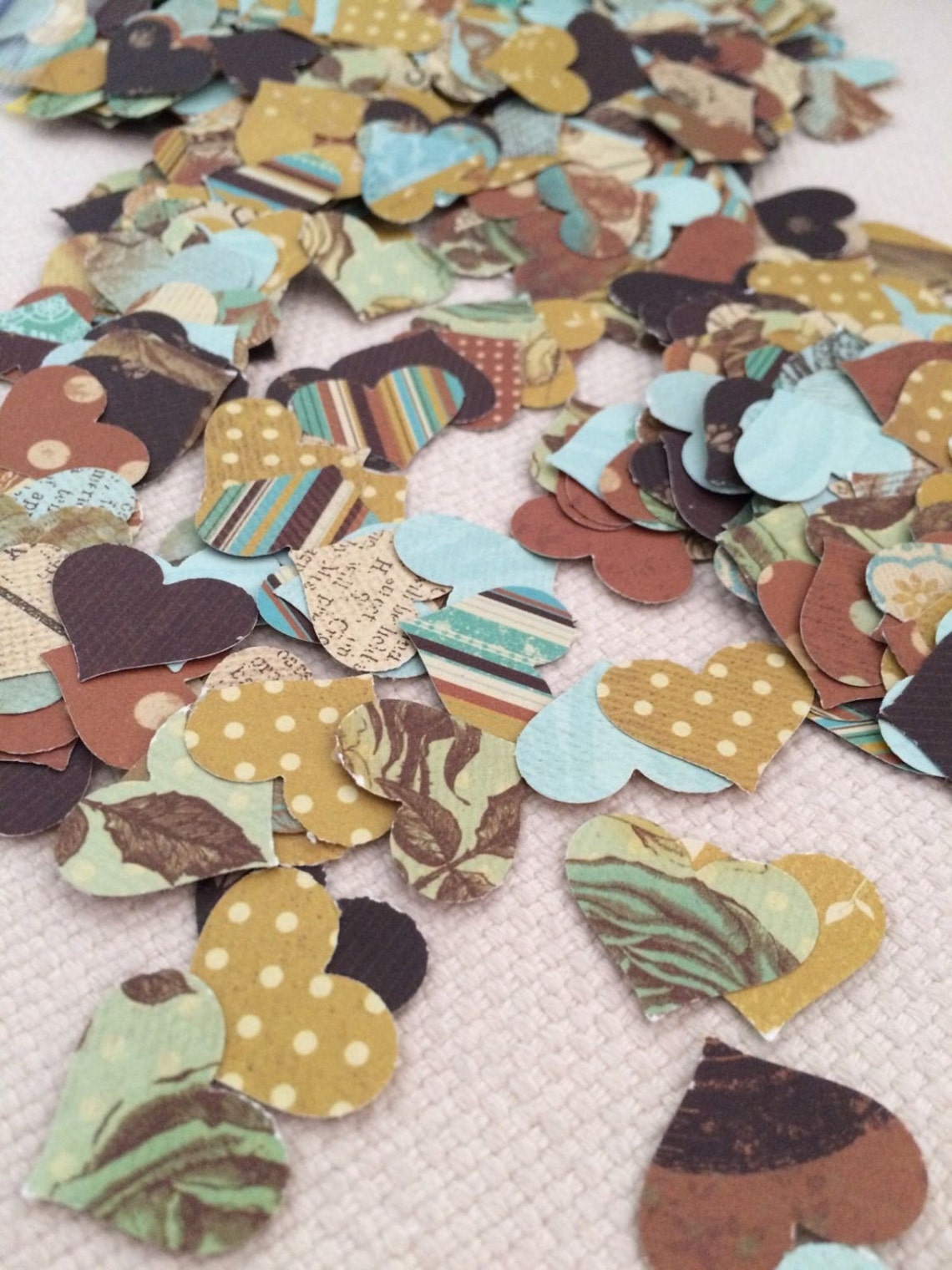 Romantic Vintage Heart Scatters Wedding Table Decorations Heart ...