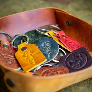 Handmade Leather Highland Stag Key Chain: Scottish Souvenir - Etsy