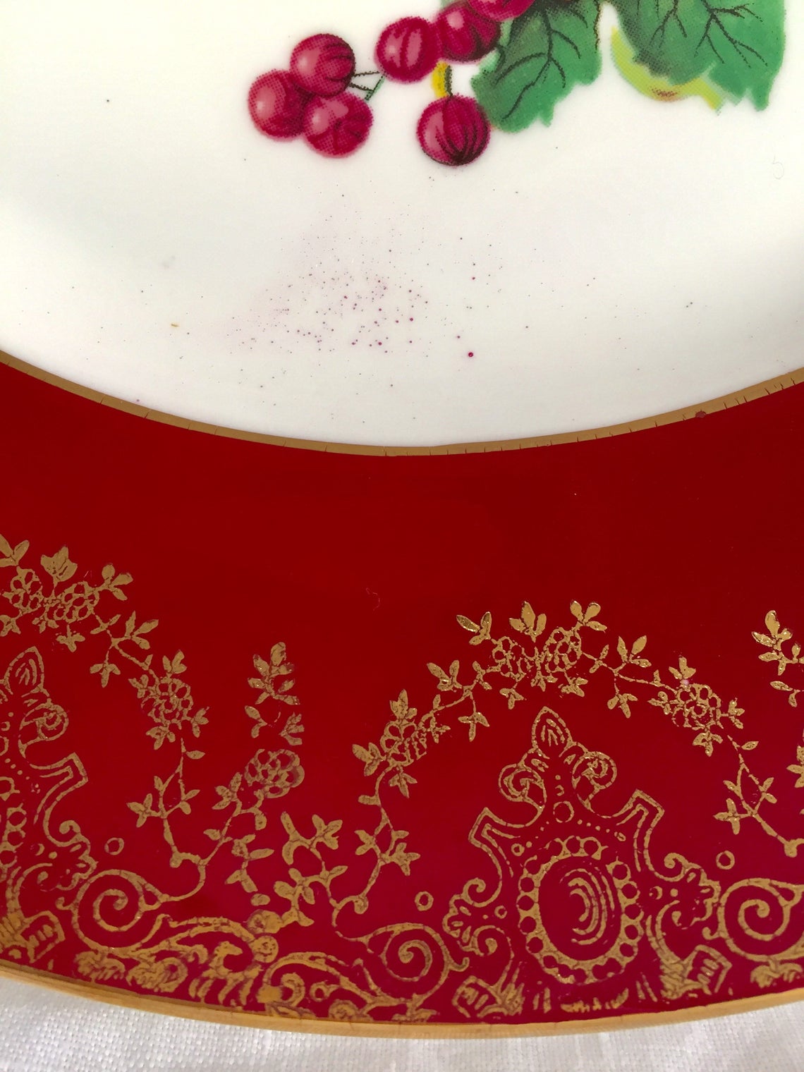 Vintage Red Dinner Plate. - Etsy