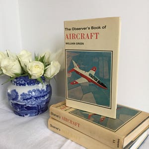Vintage 1975 Observers Guide Book to Aircraft. - Etsy