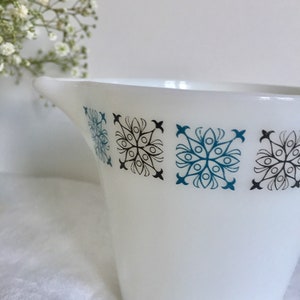 Vintage Retro 1960's JAJ Pyrex "chelsea" Milk Jug. - Etsy
