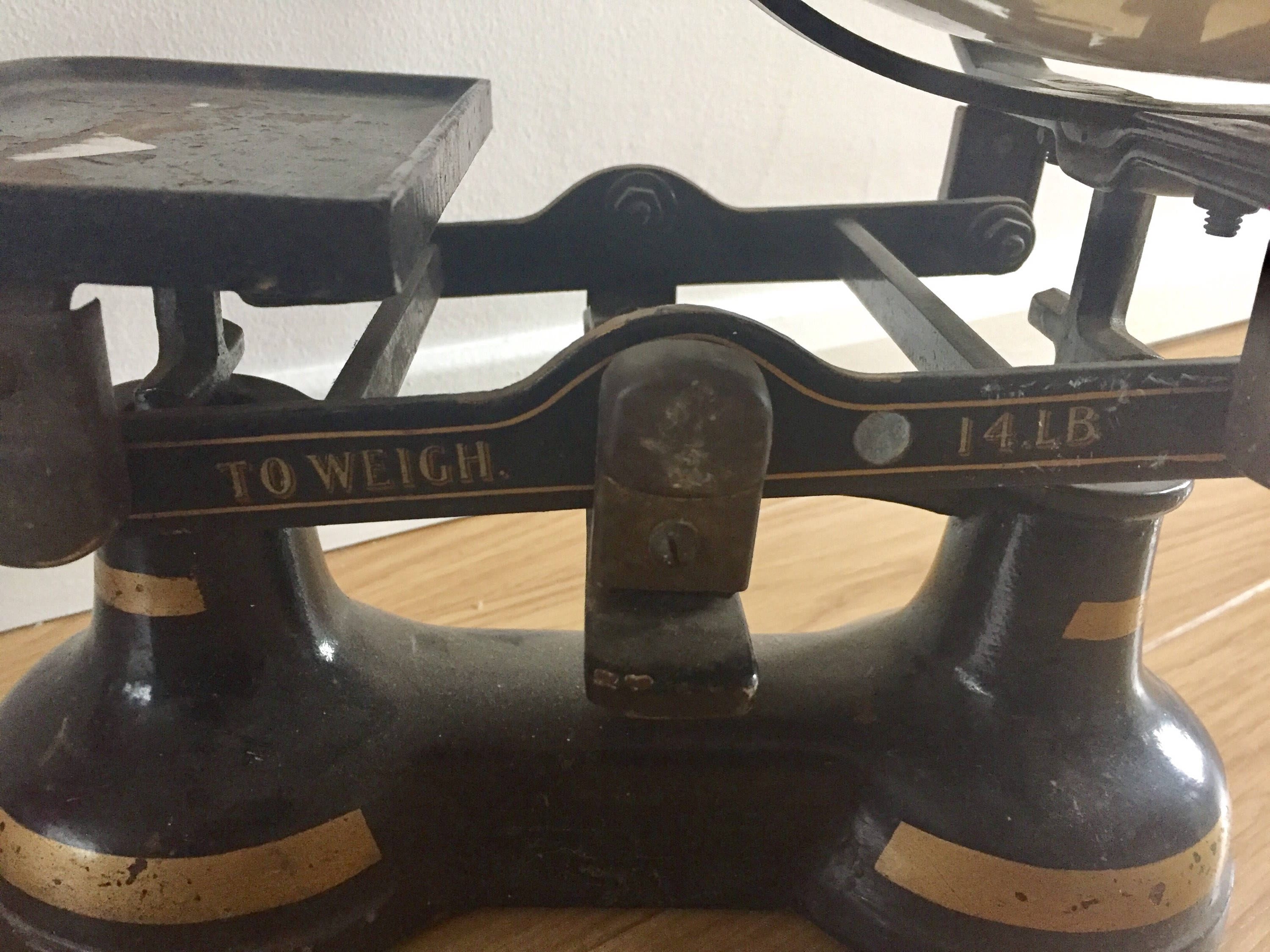 1930's Large Vintage Cast Iron Kitchen Scales. - Etsy Canada