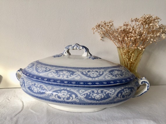 Vintage Crown Pottery Stoke-on-trent. Lidded Tureen. Serving - Etsy