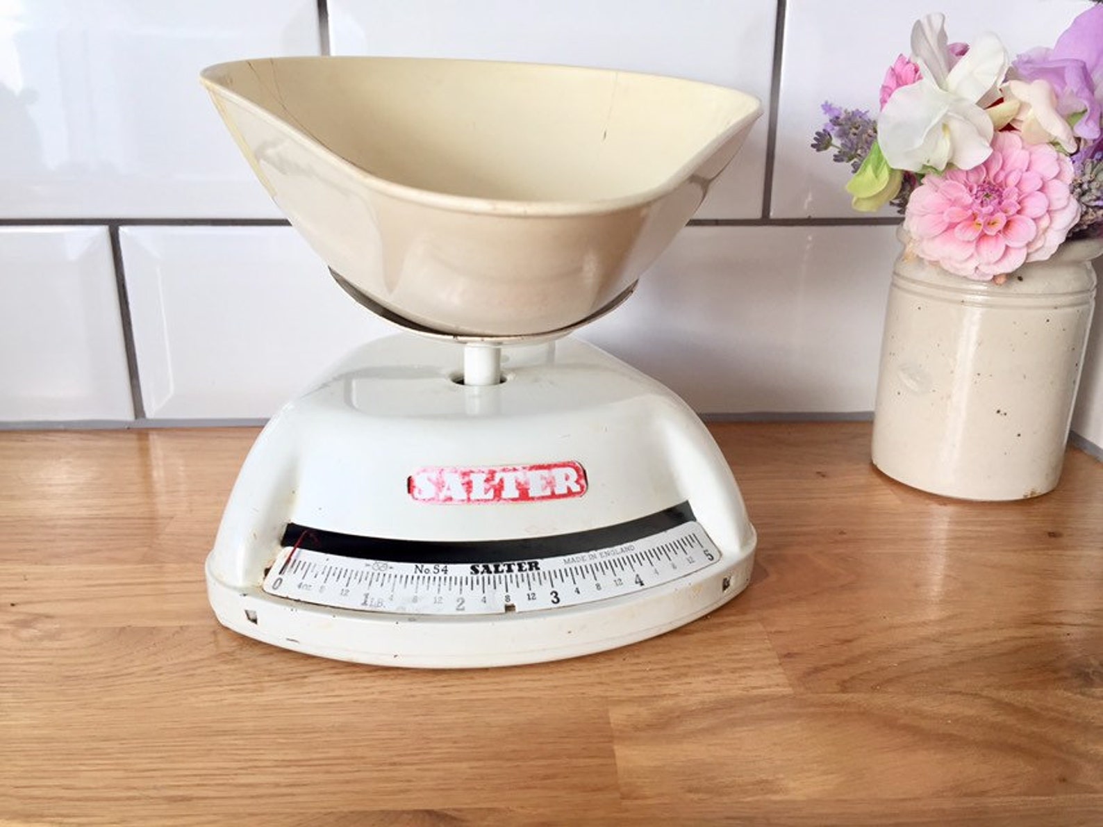 Vintage 1950's Retro Salter Kitchen Scales. - Etsy