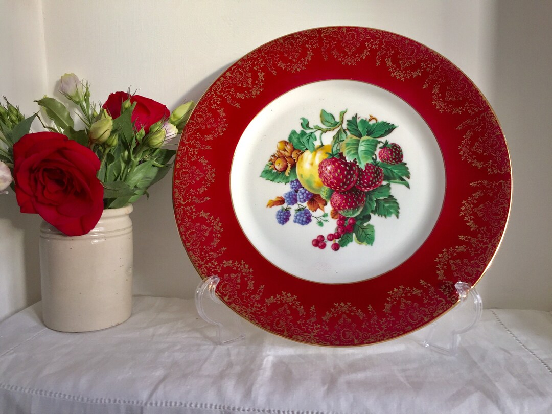 Vintage Red Dinner Plate. - Etsy
