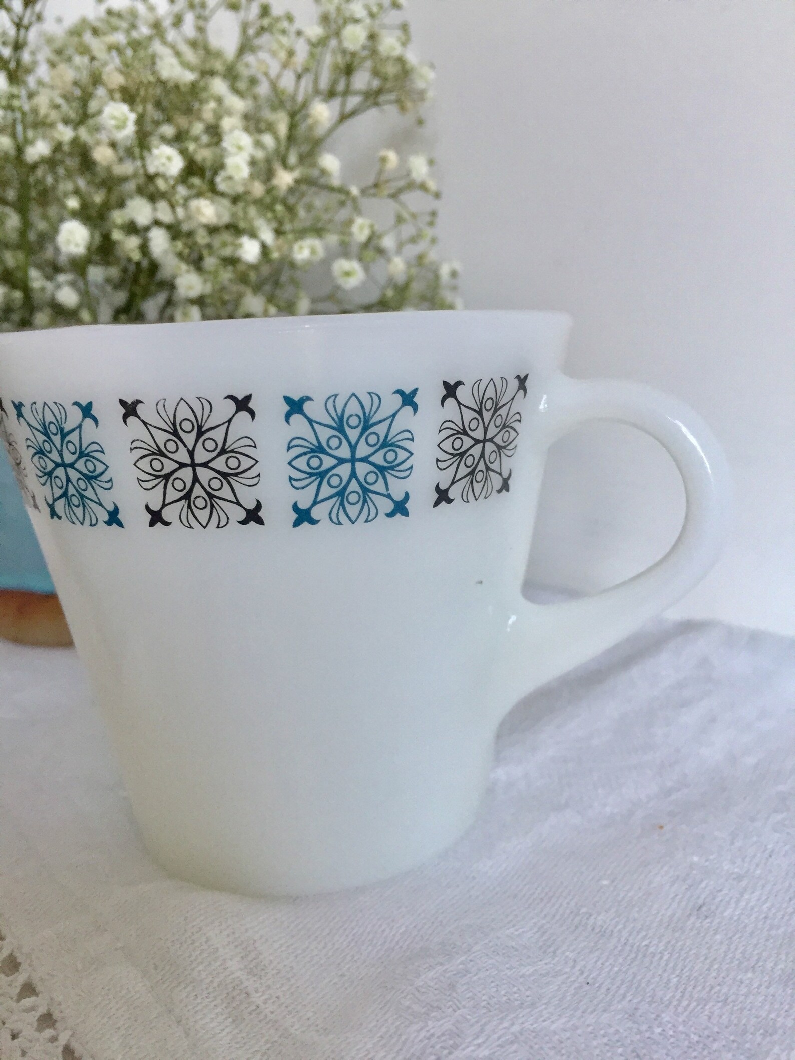 Vintage retro 1960's JAJ Pyrex chelsea milk | Etsy