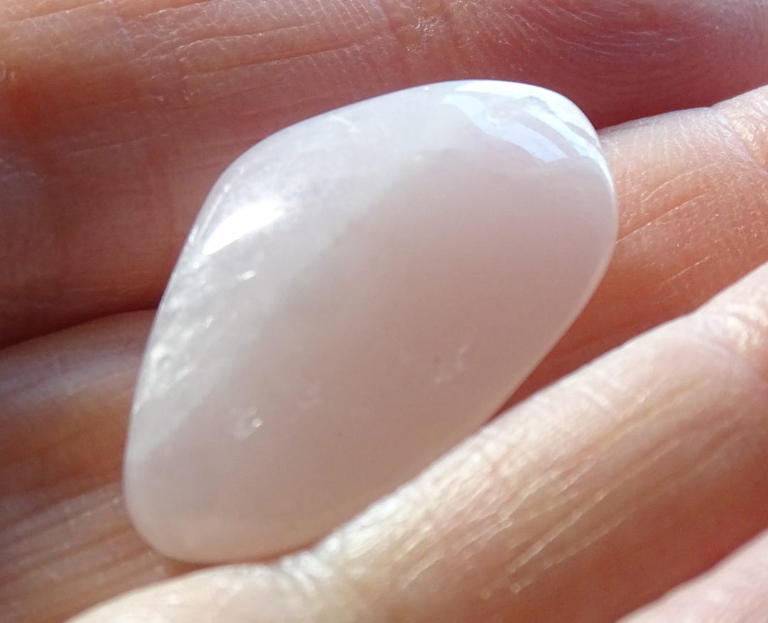 PINK PETALITE TUMBLESTONE 3.0 X 1.7 Cm 5.64 Gms - Heart Chakra #1 - Etsy