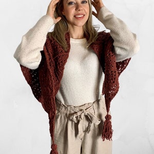 CROCHET PATTERN + VIDEO - Tulip Square Shawl - Granny Square Triangle ...