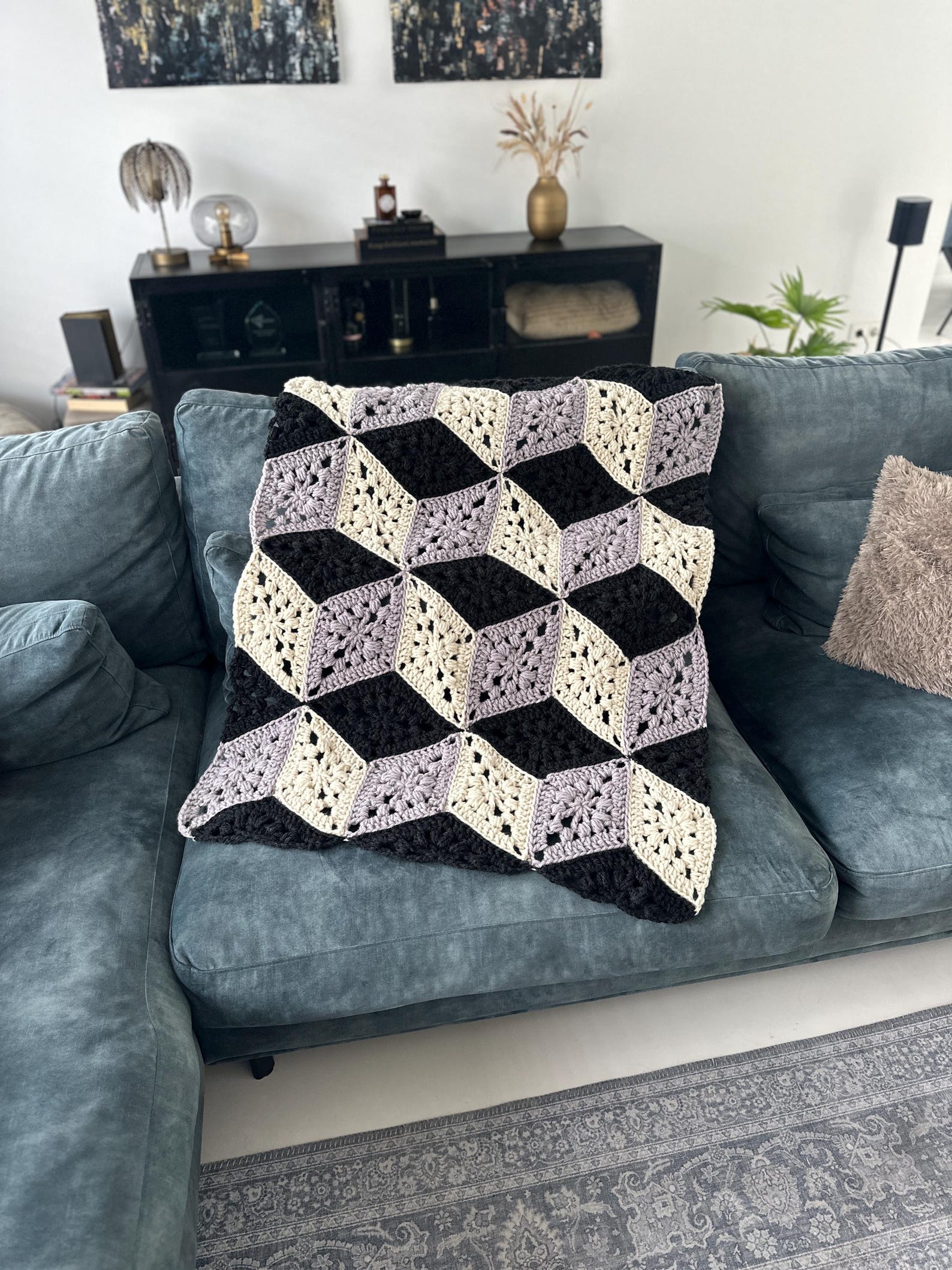 CROCHET PATTERN + VIDEO - 3D Cube Throw - Diamond Blanket / Afghan With ...