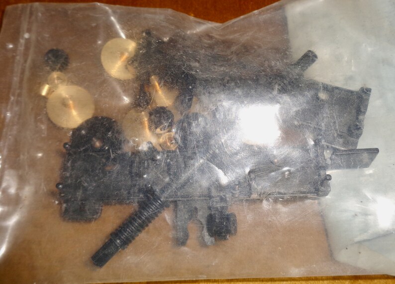 Vintage OO Gauge 6 Wheel Motor Bogie Model Kit by Modern Traction Kits ...