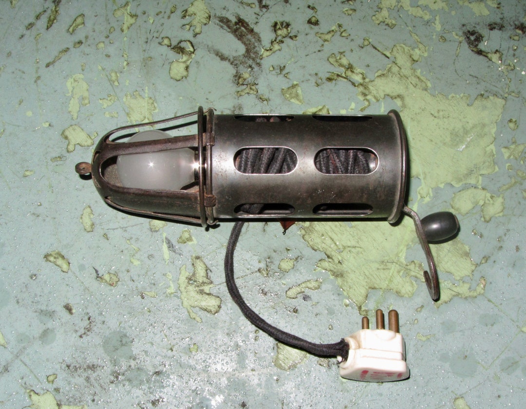 SALE 1930s Air Ministry RAF Navigator / Radio Operator Lamp 5C/369 - Etsy