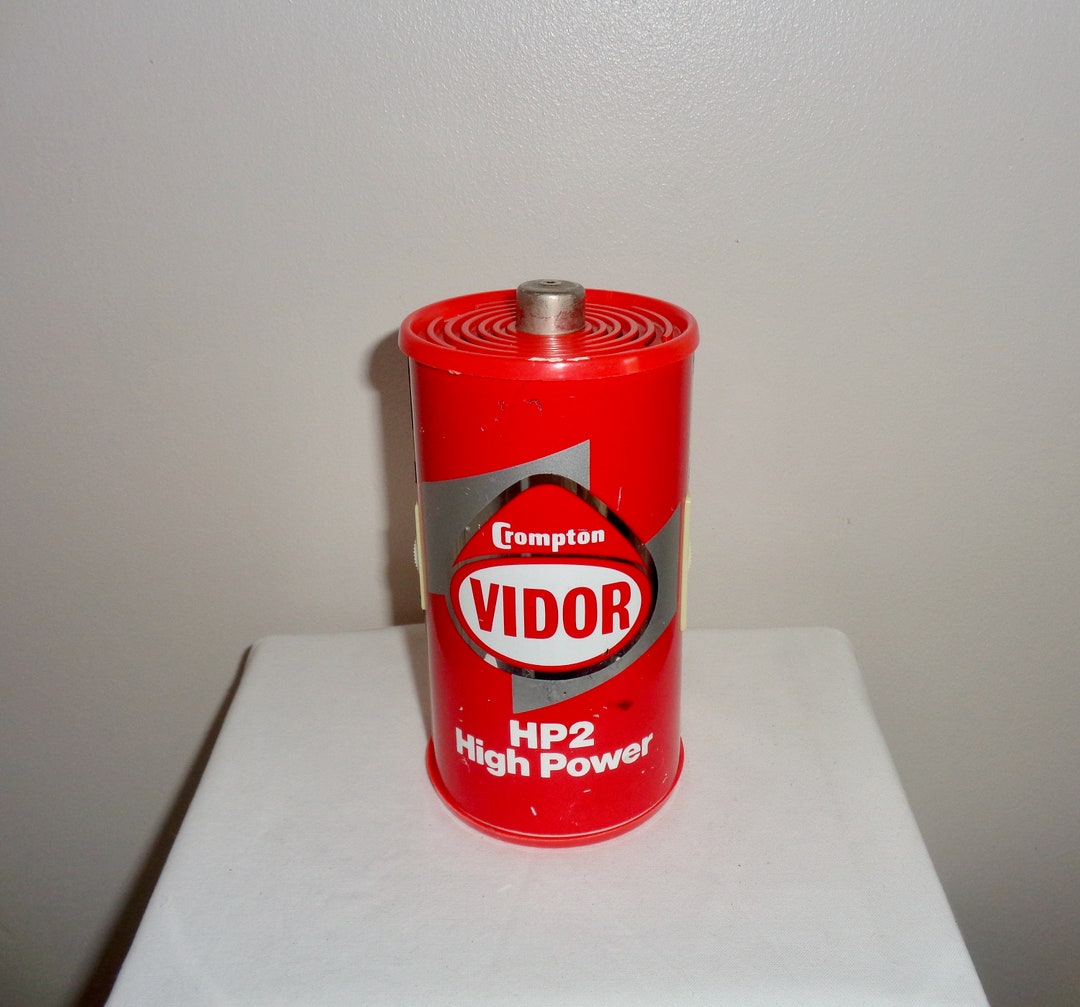 Novelty AM Transistor Radio in the Shape of a Crompton Vidor HP2 High ...