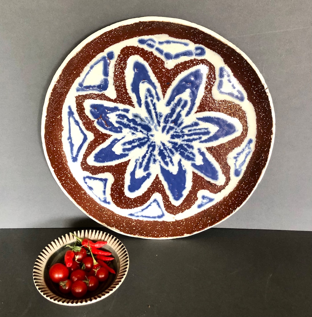 Vintage Studio Pottery Red Stoneware Slipware Bowl, Blue White Circular ...
