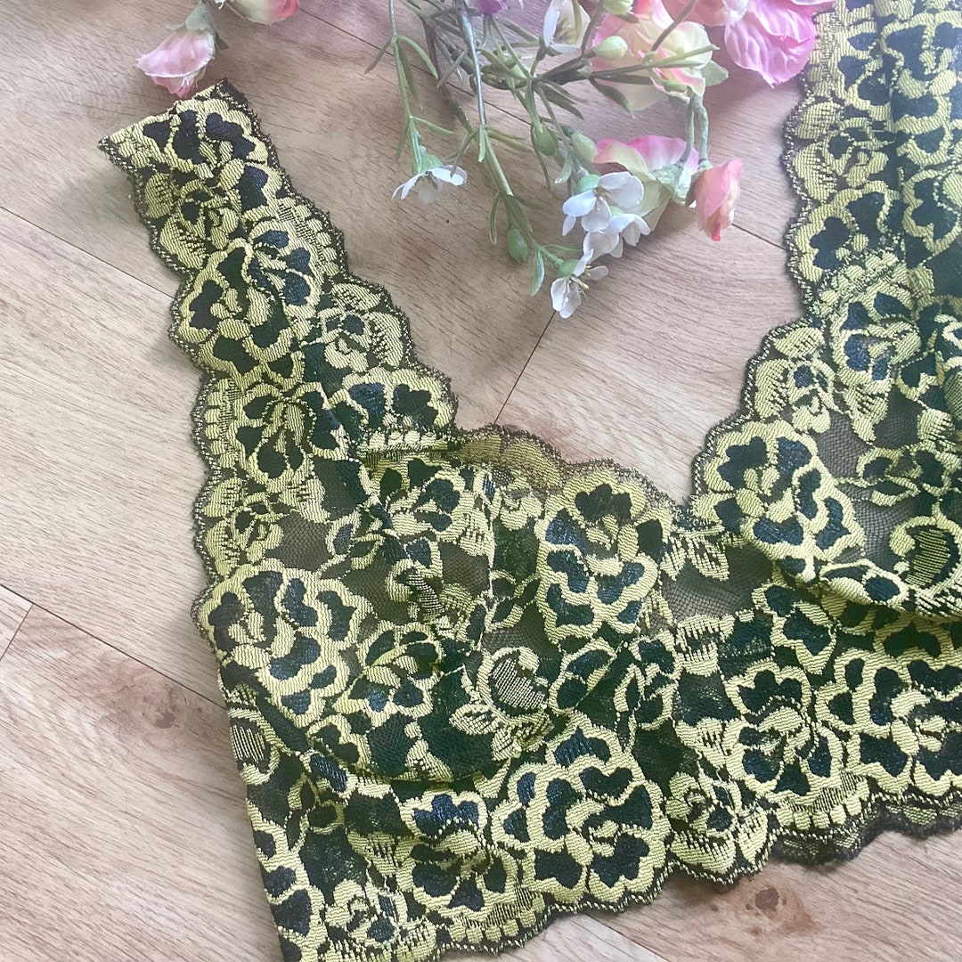 Retro Lace Bralette: Custom Balconette Bra Crop Top - Etsy