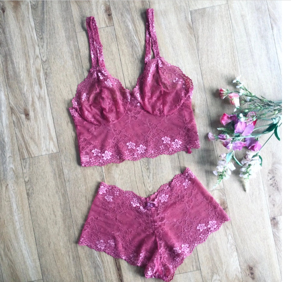 Pink Lingerie ,floral Lace Pretty Strapped Bralette and Brazilian ...