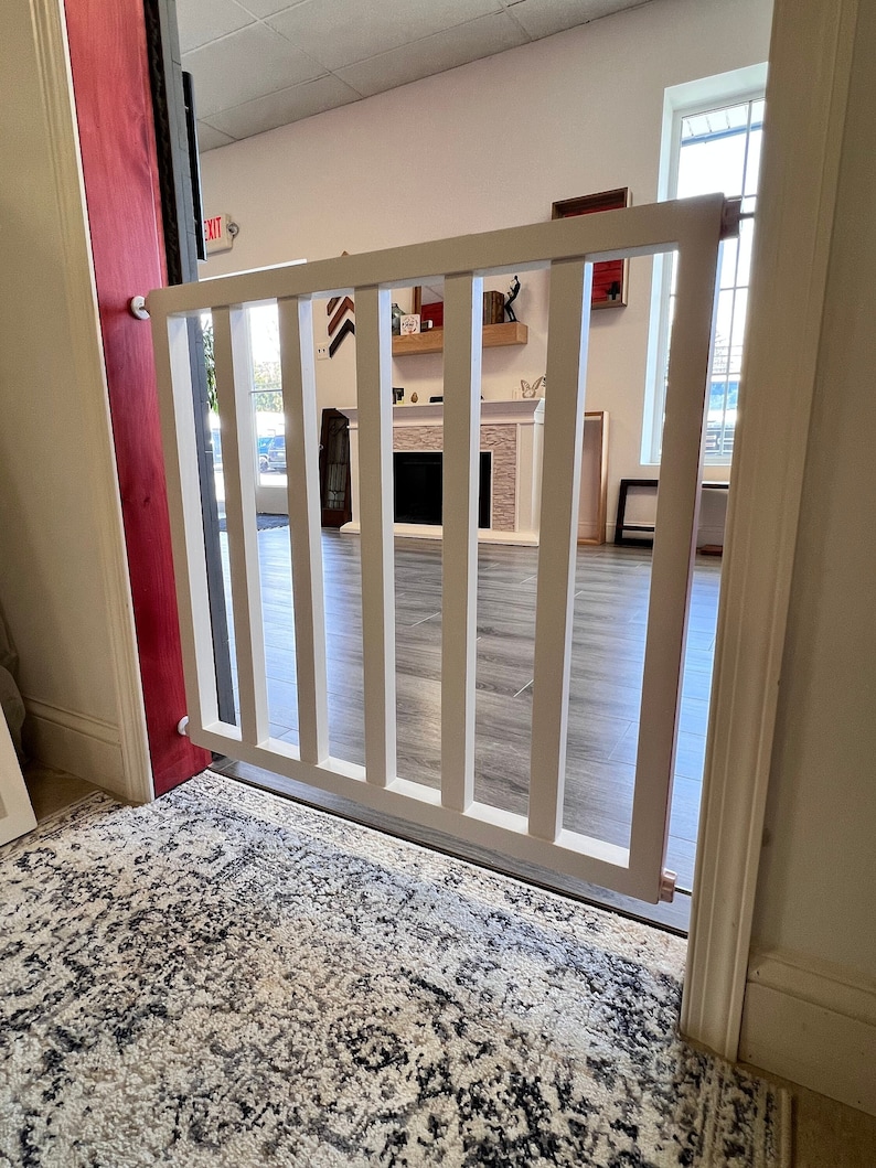 Pressure Mounted Rod Spindle Gate - Pet Security Gate - Modern Baby ...