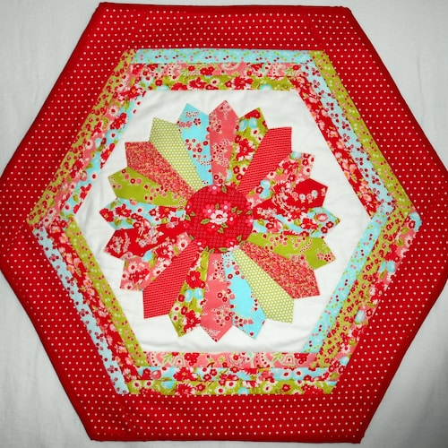 Sunburst Dresden Table Topper - Etsy