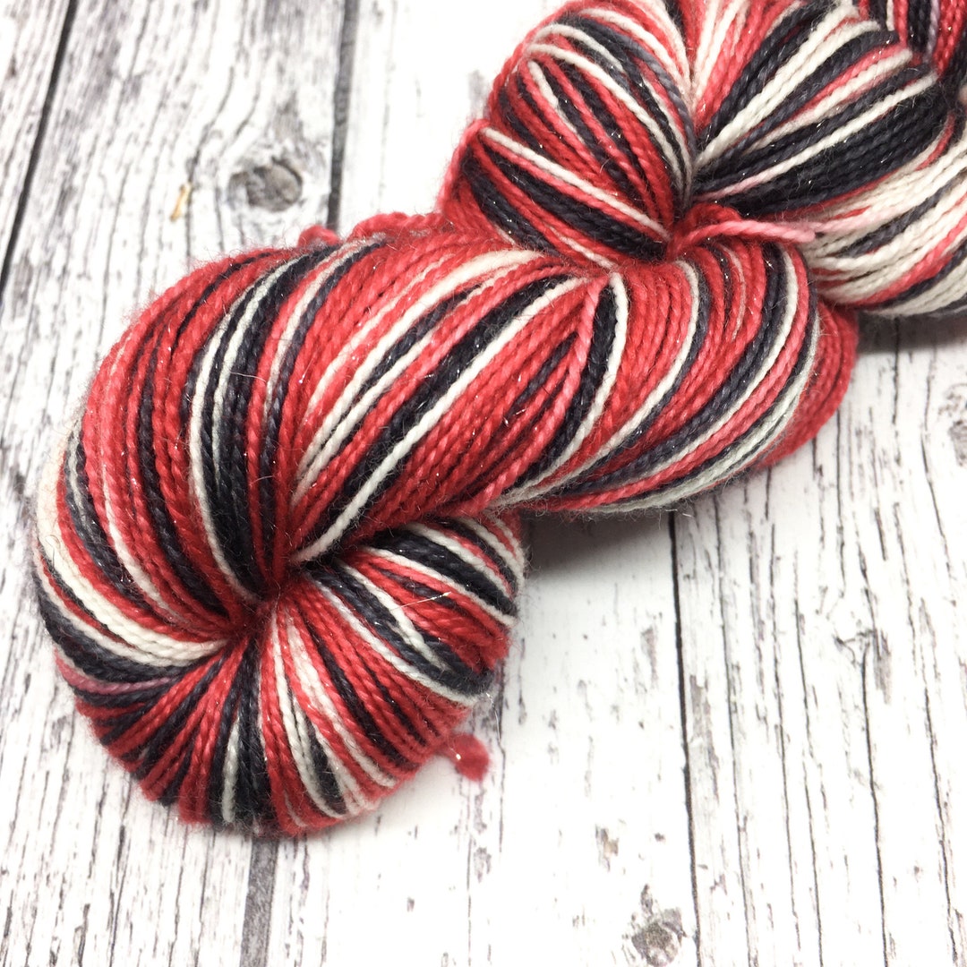 Santa’s Trousers Self Striping Sock Yarn, Christmas Yarn, 100g, Santa ...