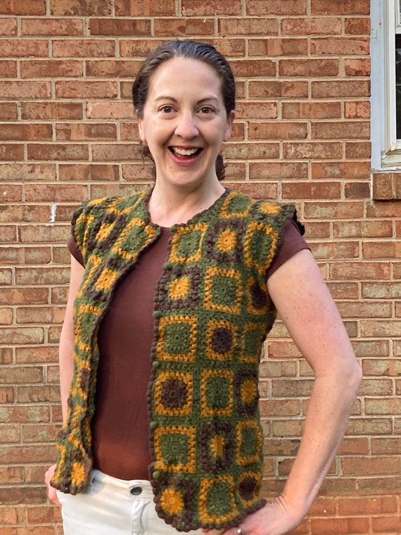 Vintage 70s Crochet Groovy Granny Square Sweater Vest… - Gem