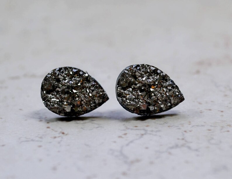 Gray Teardrop Druzy Earrings, 14mm Gunmetal Gray Metallic Glitter Faux ...