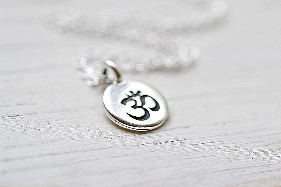 Silver Om Meditation Necklace, Ohm Charm Buddhism Yoga Spiritual ...