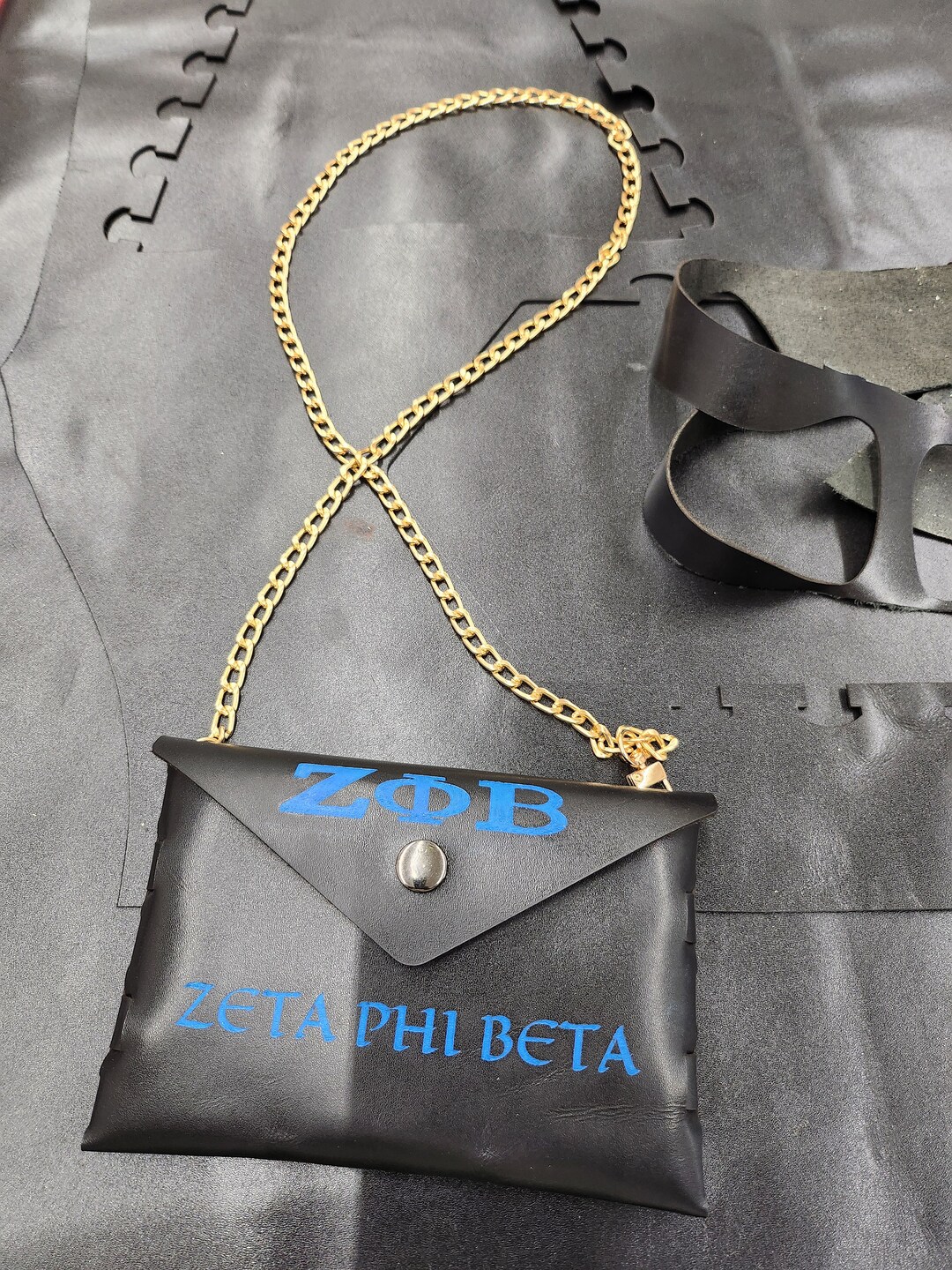 Zeta Phi Beta Envelope Stylish Purse With GOLD Chain Included. - Etsy
