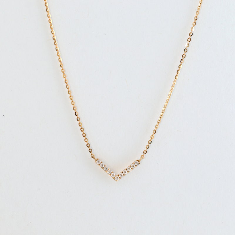 Gold Chevron Necklace - Etsy