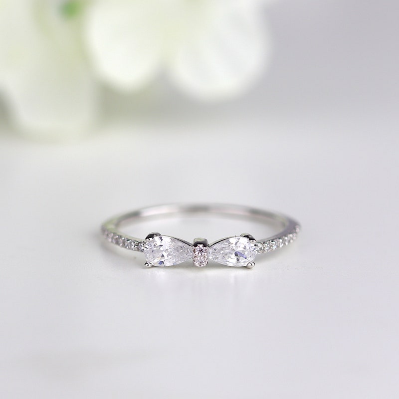 Tiny Bow Ring - Etsy