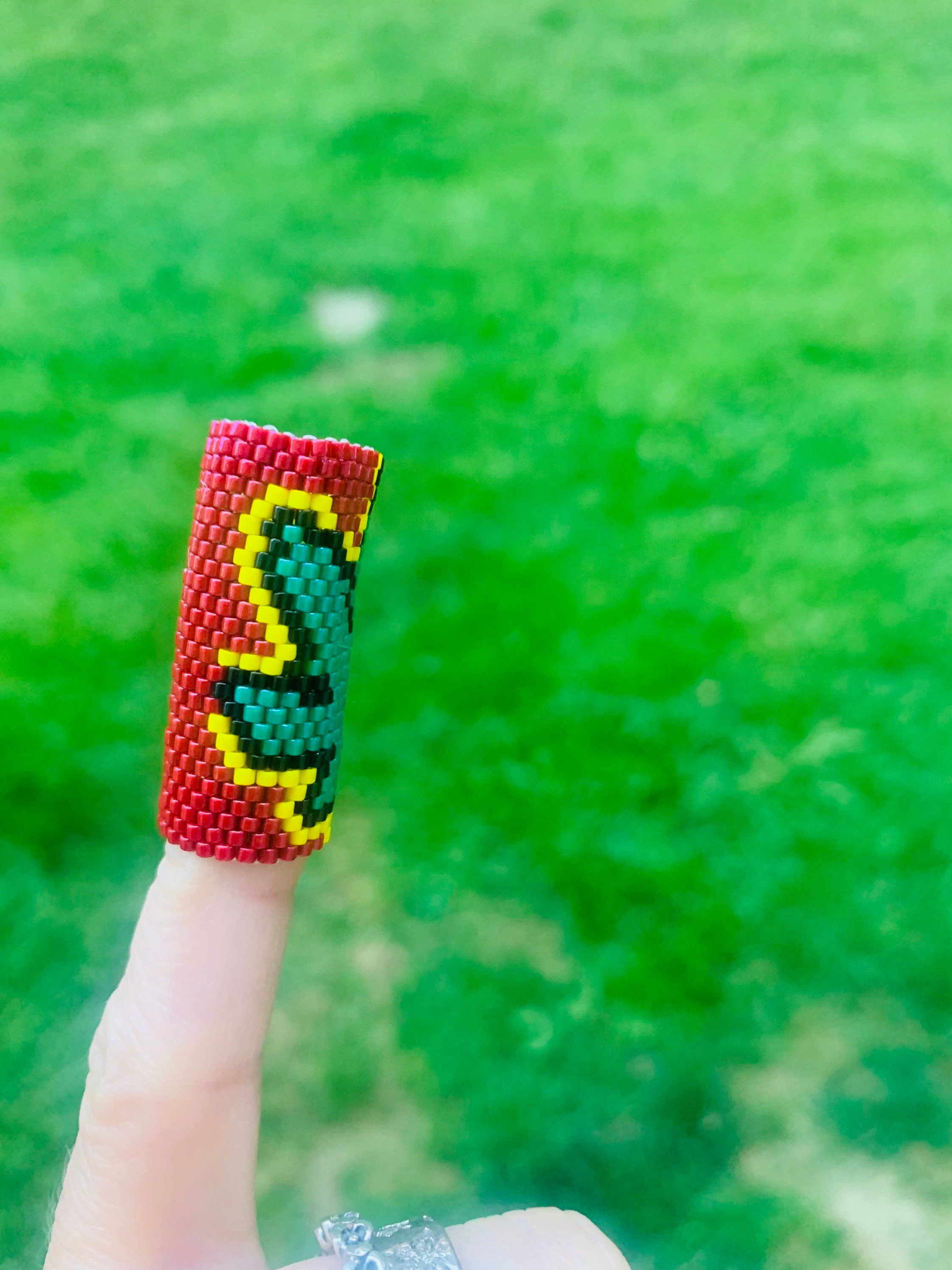 Pot Leaf/leaf/ Peyote Stitch Dread Sleeve/bead/quarter 8 Mm Size Medium ...