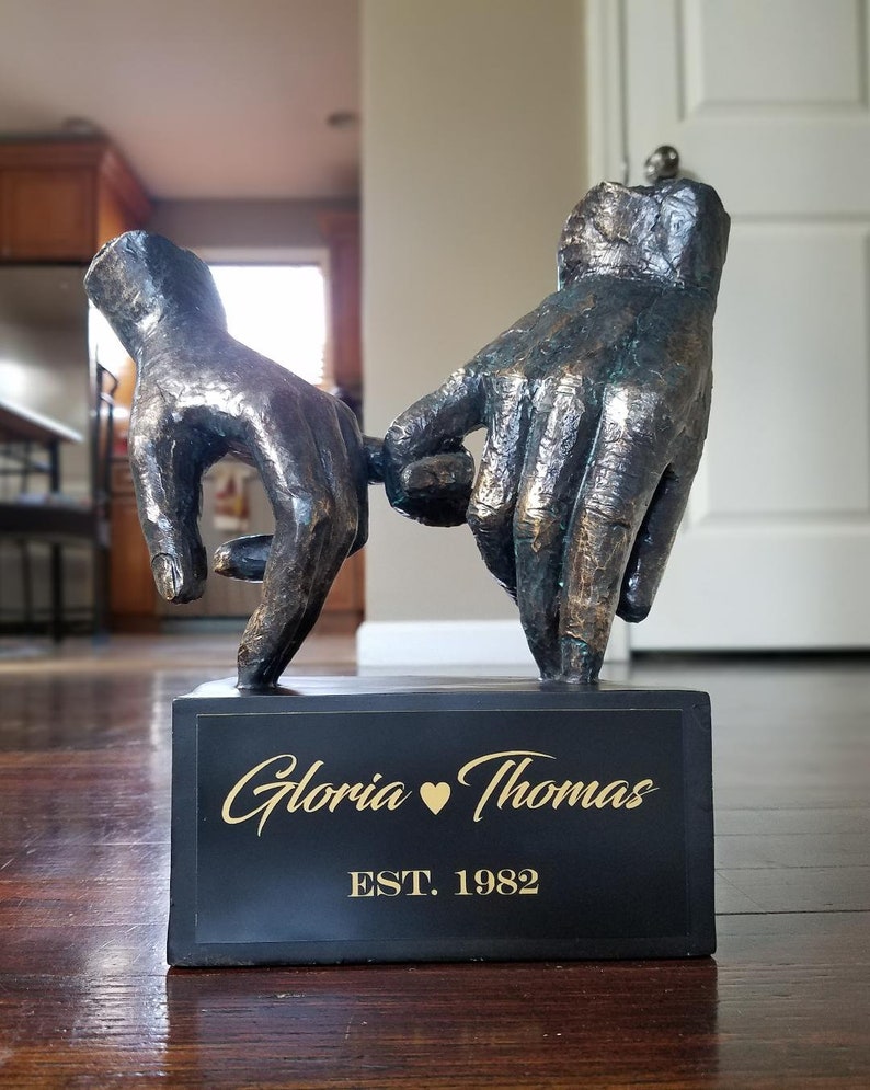 Personalized Hand Sculpture Couple Wedding Anniversary Statue - Etsy Israel