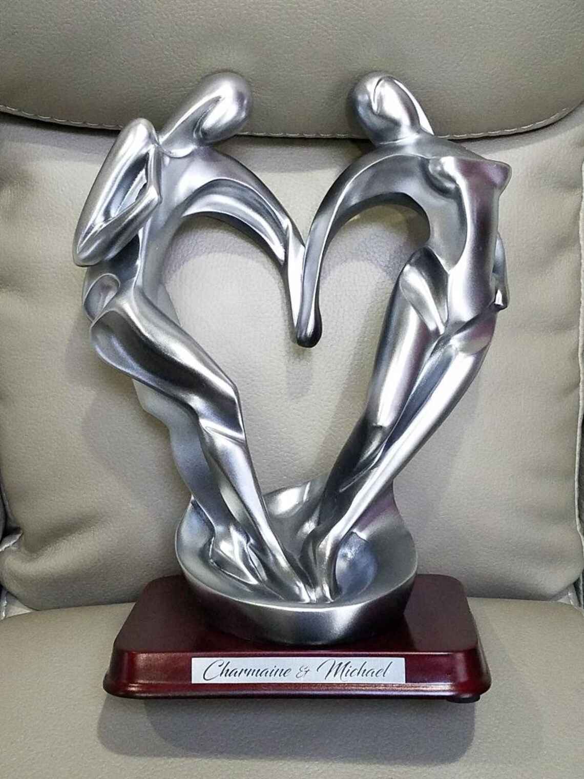 Personalized Statue Lovers Heart Wedding Sculpture Couple | Etsy