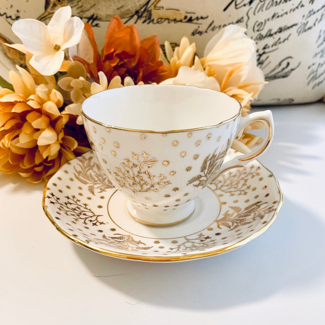 Royal Malvern Gold Floral Filigree Tea Cup and Saucer Vintage - Etsy