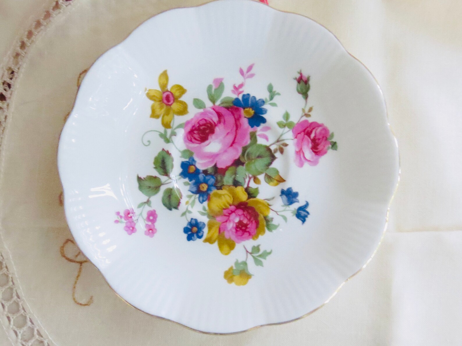Royal Albert Pink Roses and Flowers Tea Cup and Saucer | Etsy