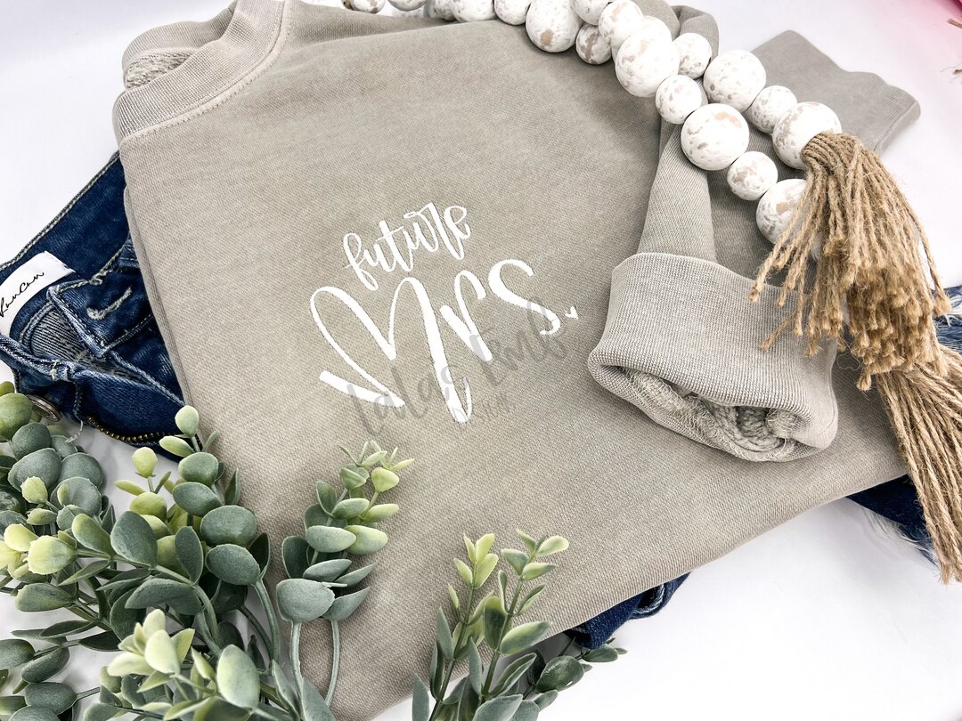 Future Mrs. Embroidery Design - Hand Lettered Design - Etsy