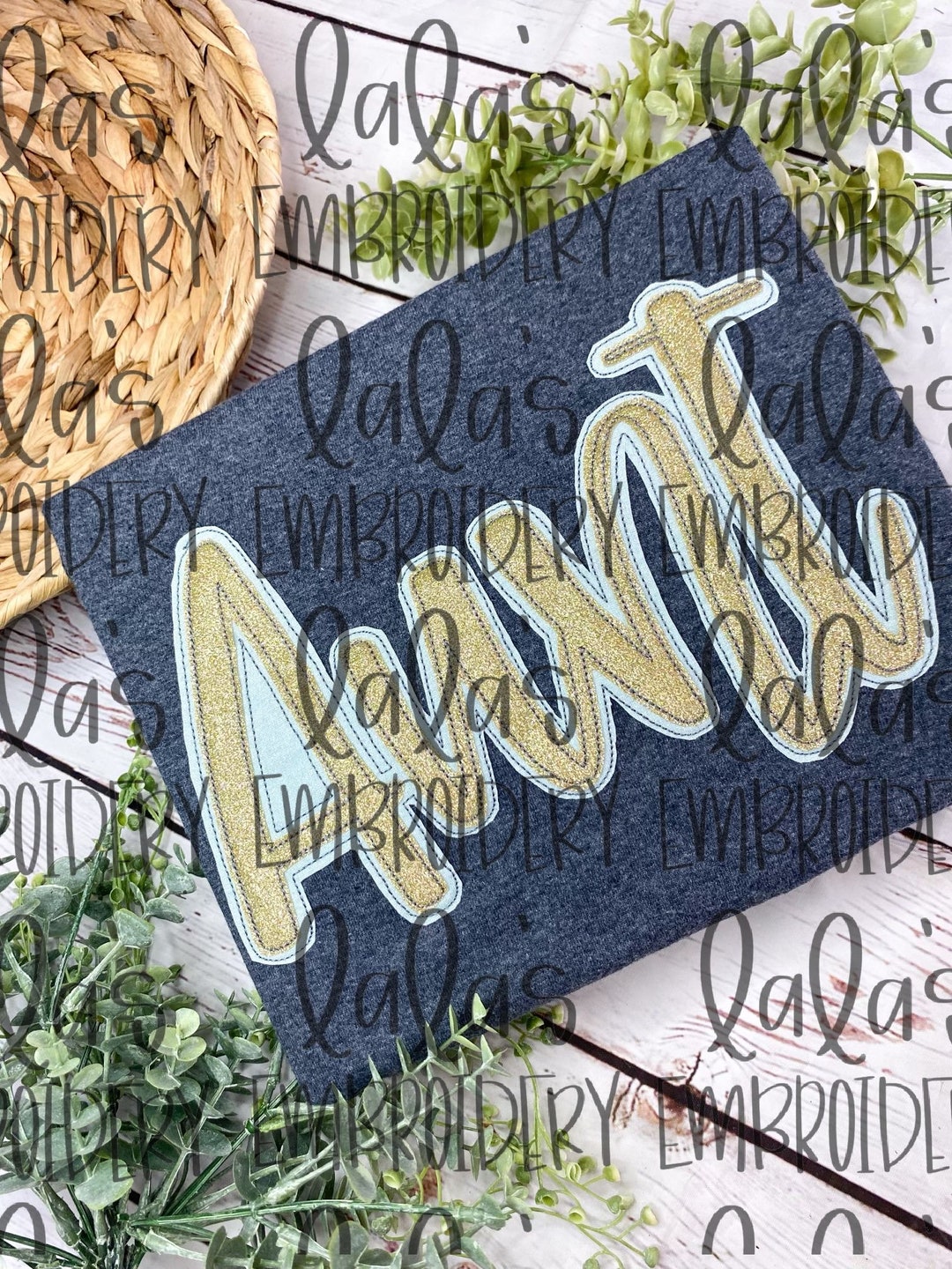 AUNT Double Stack Applique Design - Hand Lettered Design - Etsy