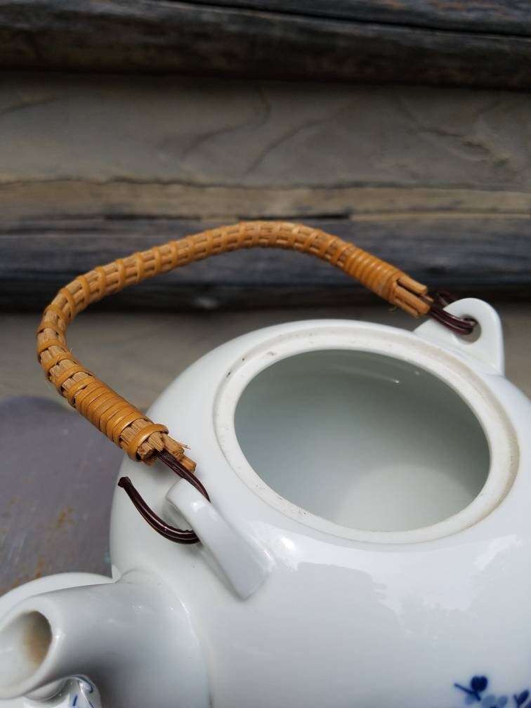 White Round Tea Pot with Lid Wicker Handle | Etsy