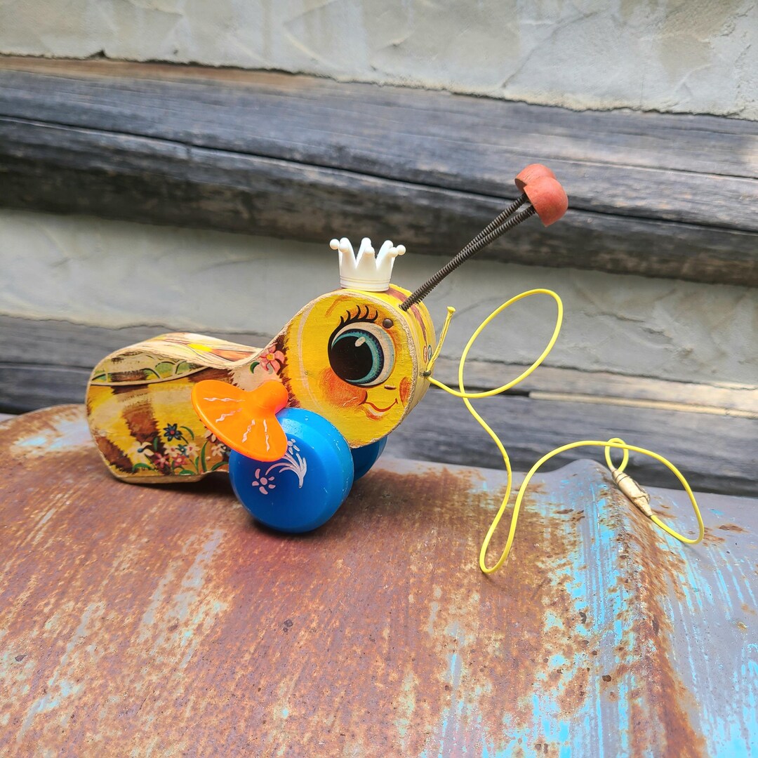 C. 1960s Queen Buzzy Bee #444/fisher Price Pull Toy/string/vintage Toys ...